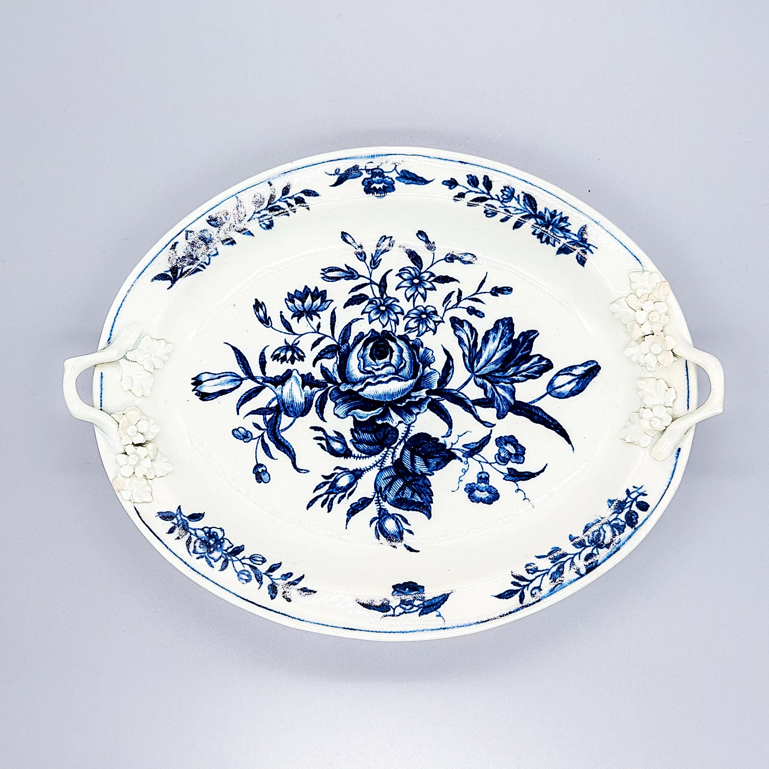 A Worcester butter tub, cover and stand, circa 1770 - Jill Gosling Ceramics
