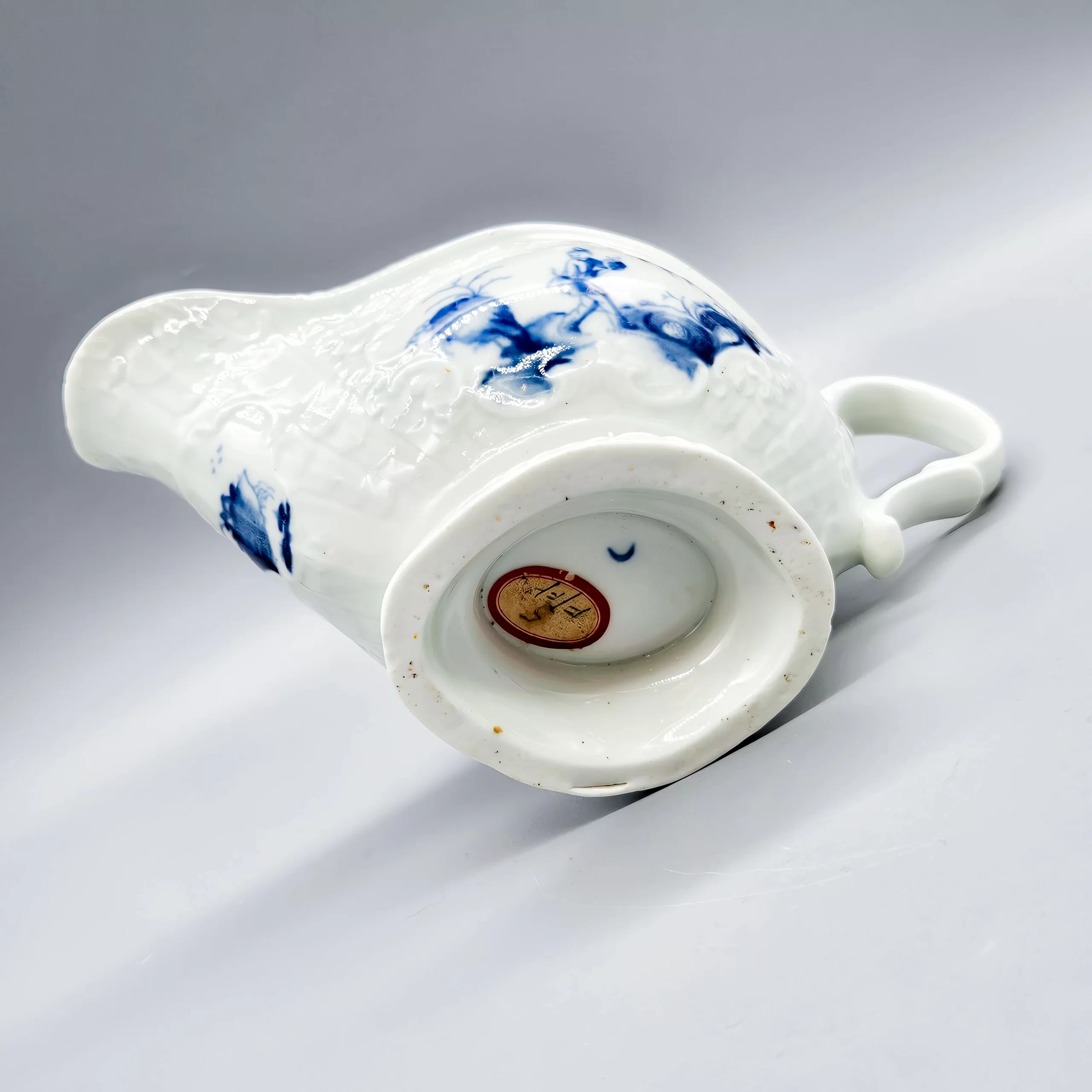 A Worcester sauceboat, circa 1765 - Jill Gosling Ceramics