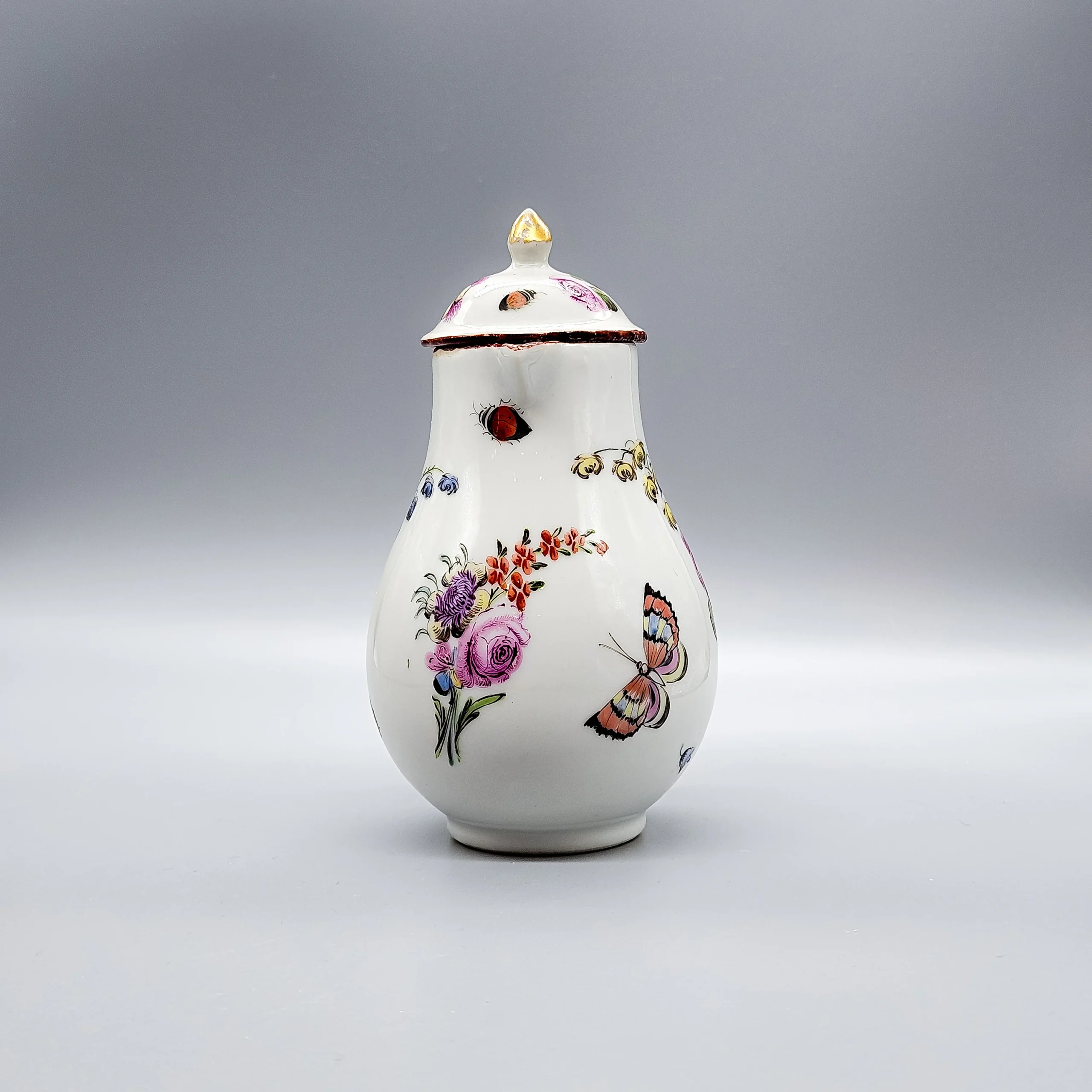 A Chinese jug and cover, decorated in London, circa 1750 - Jill Gosling ...