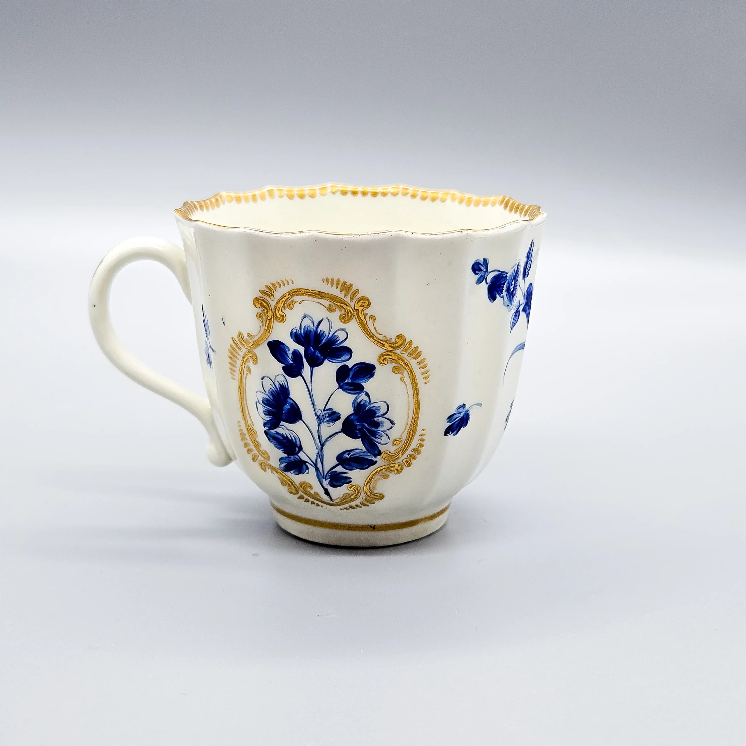 A Worcester fluted coffee cup, circa 1765 - Jill Gosling Ceramics